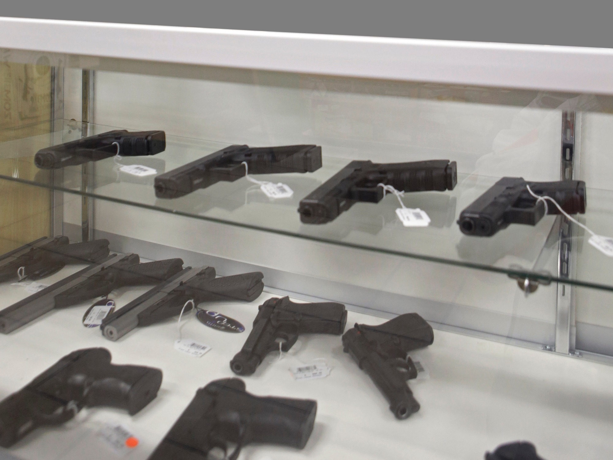 Smash-and-grab gun shop burglaries rise in Carolinas | wltx.com