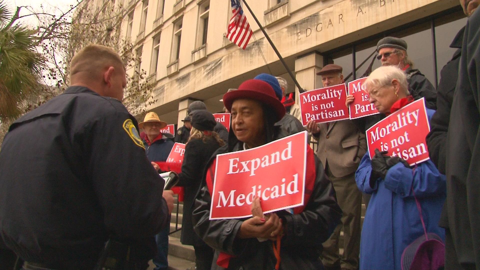 16 Citations Issued to State House Protesters | wltx.com