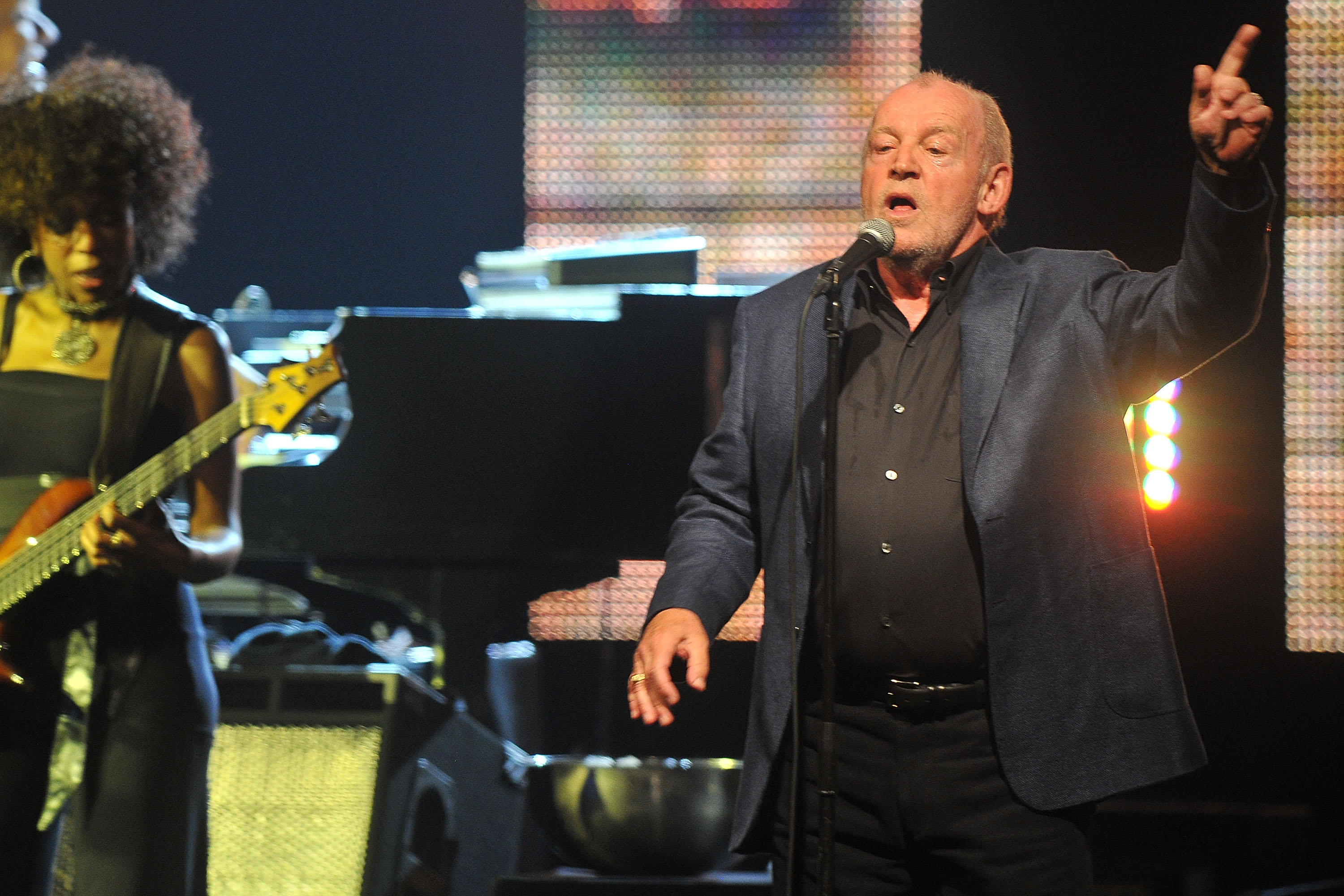 Singer Joe Cocker Dead at 70 | wltx.com