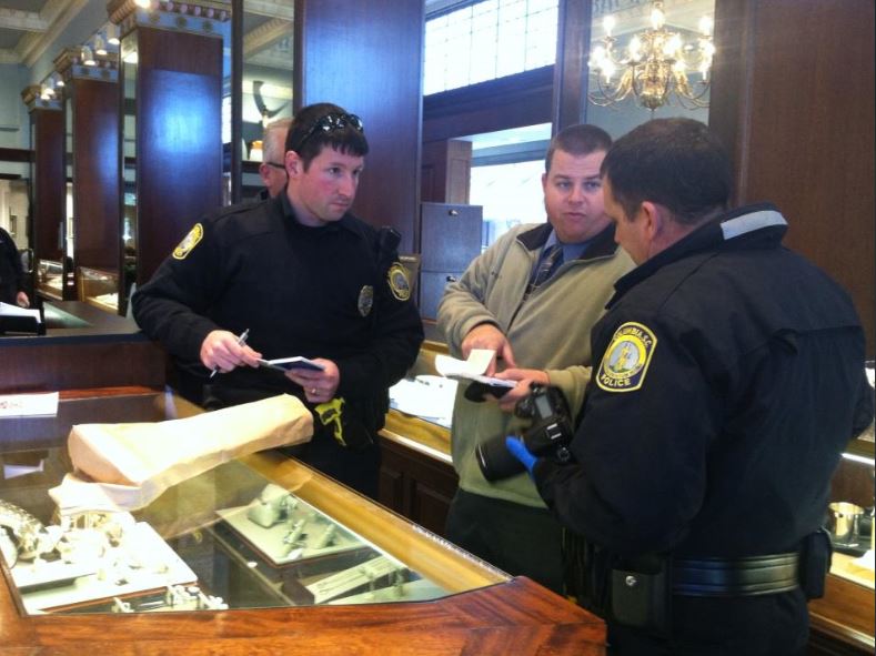 Surveillance Images Released in Sylvan's Robbery | wltx.com