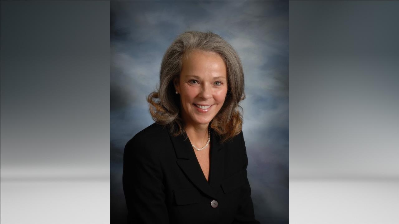 Orangeburg 4 School Superintendent Retiring | wltx.com