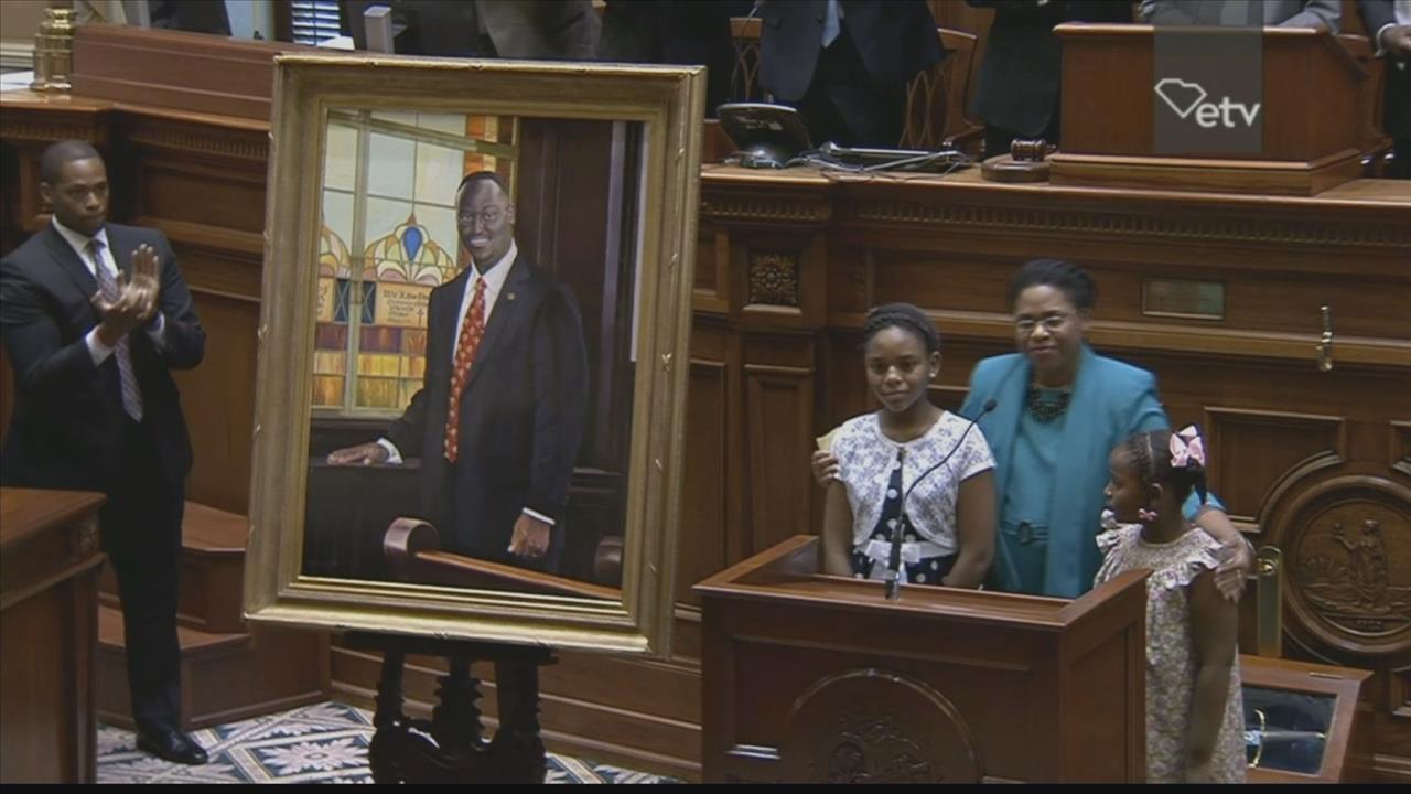 Photos: Sen. Pinckney Senate Portrait Unveiled | 12news.com